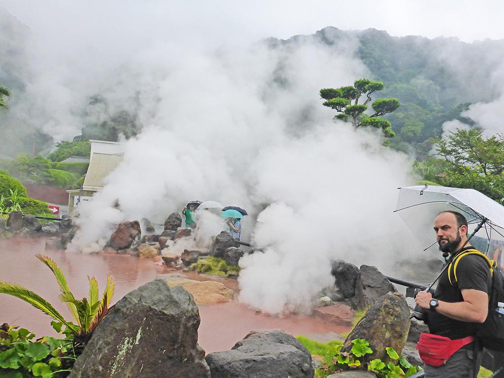The hot springs "Hells" of Beppu in Japan are the "coolest" hot springs ...
